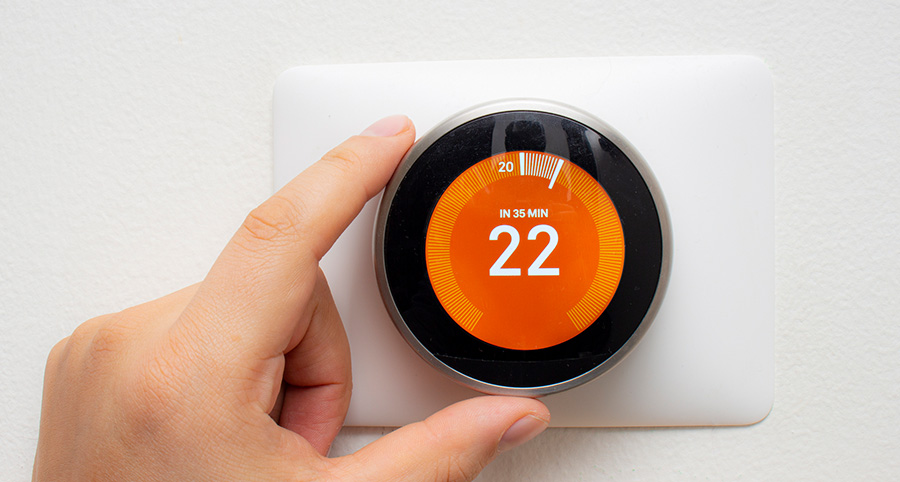 How do smart thermostats work in Riverside? | Vivint